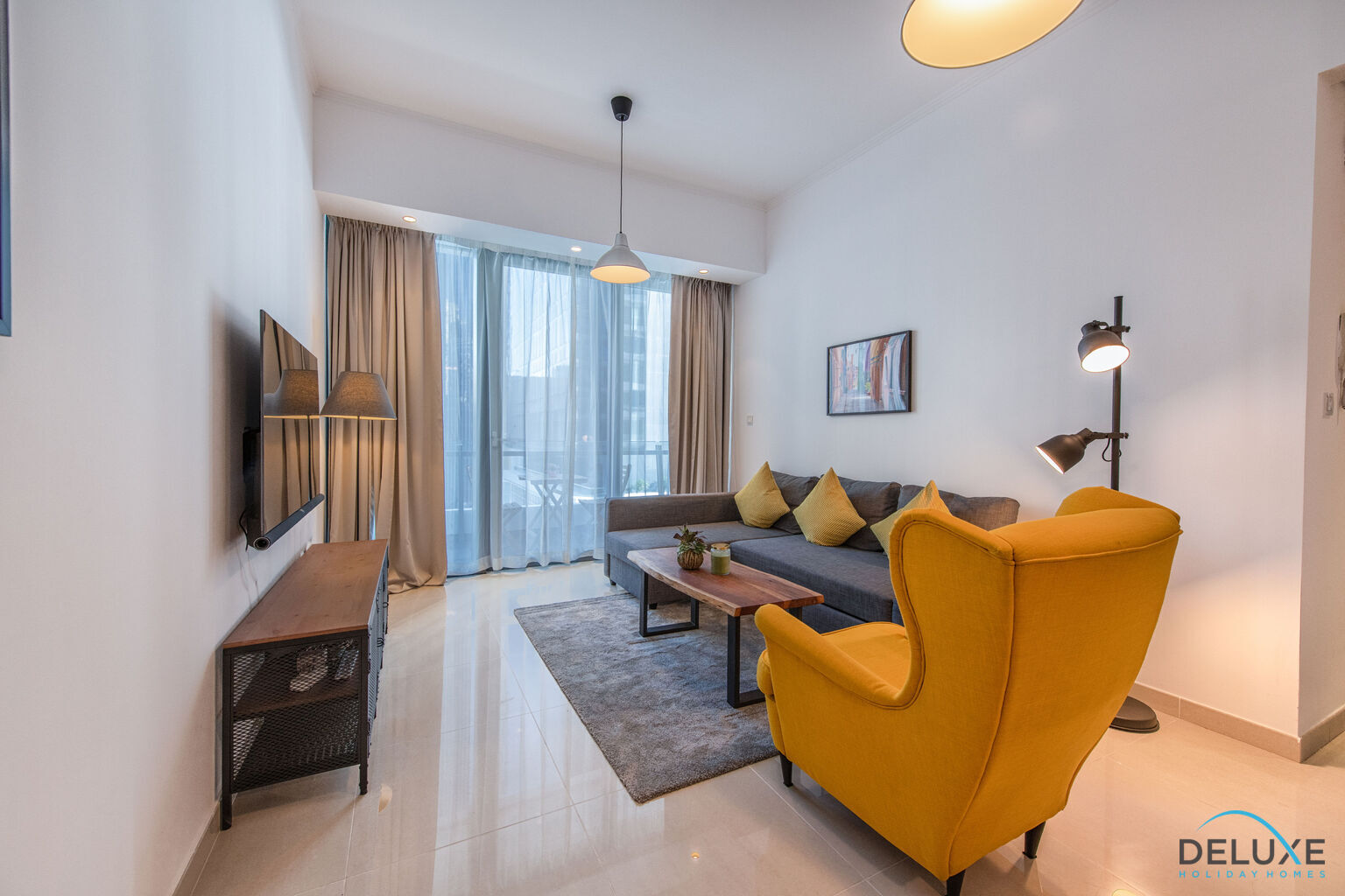 Neat 2 Bedrooms in the Silverine Tower - Deluxe Holiday Homes™