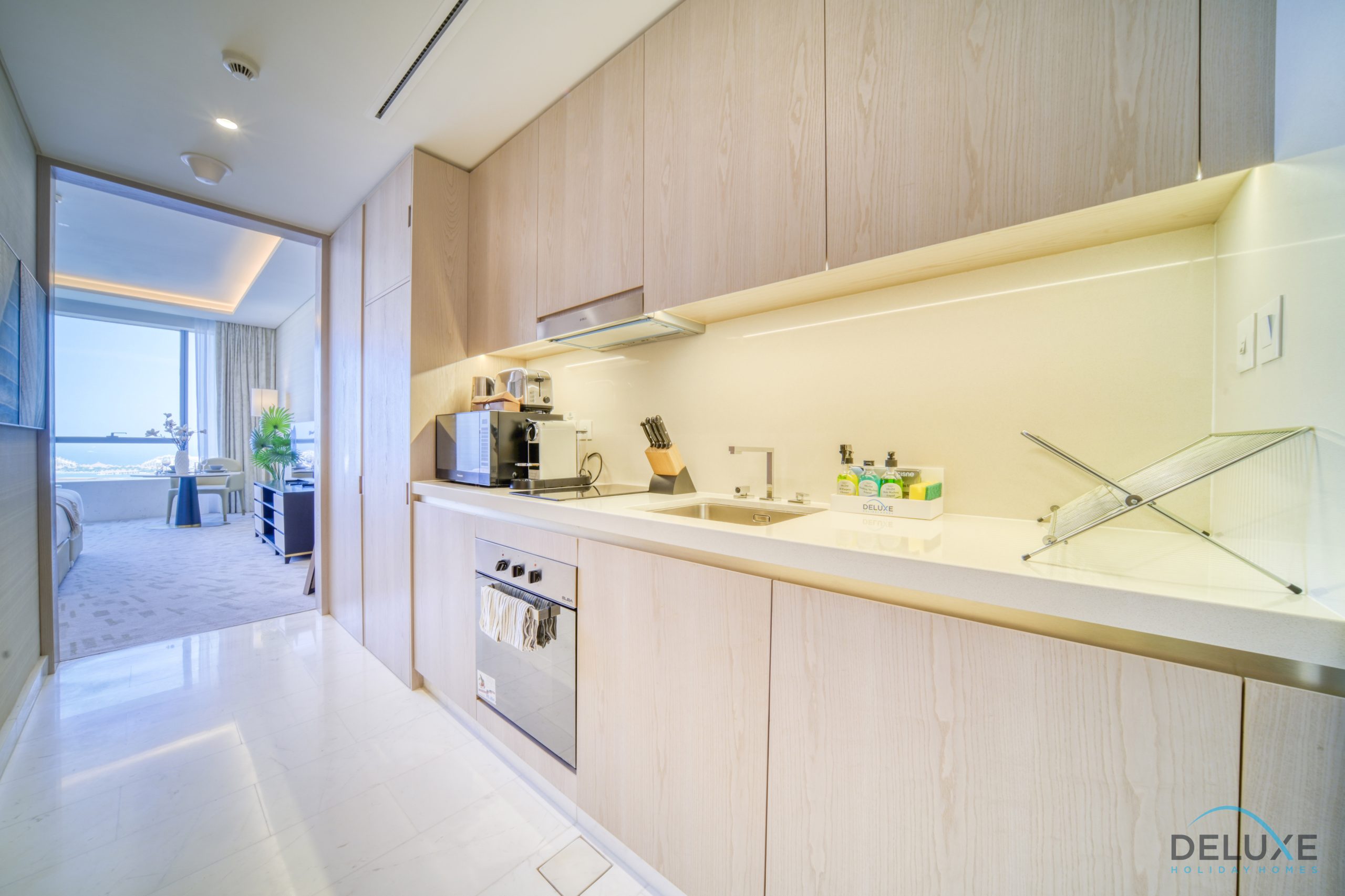 Splendid Studio at The Palm Tower - Deluxe Holiday Homes™