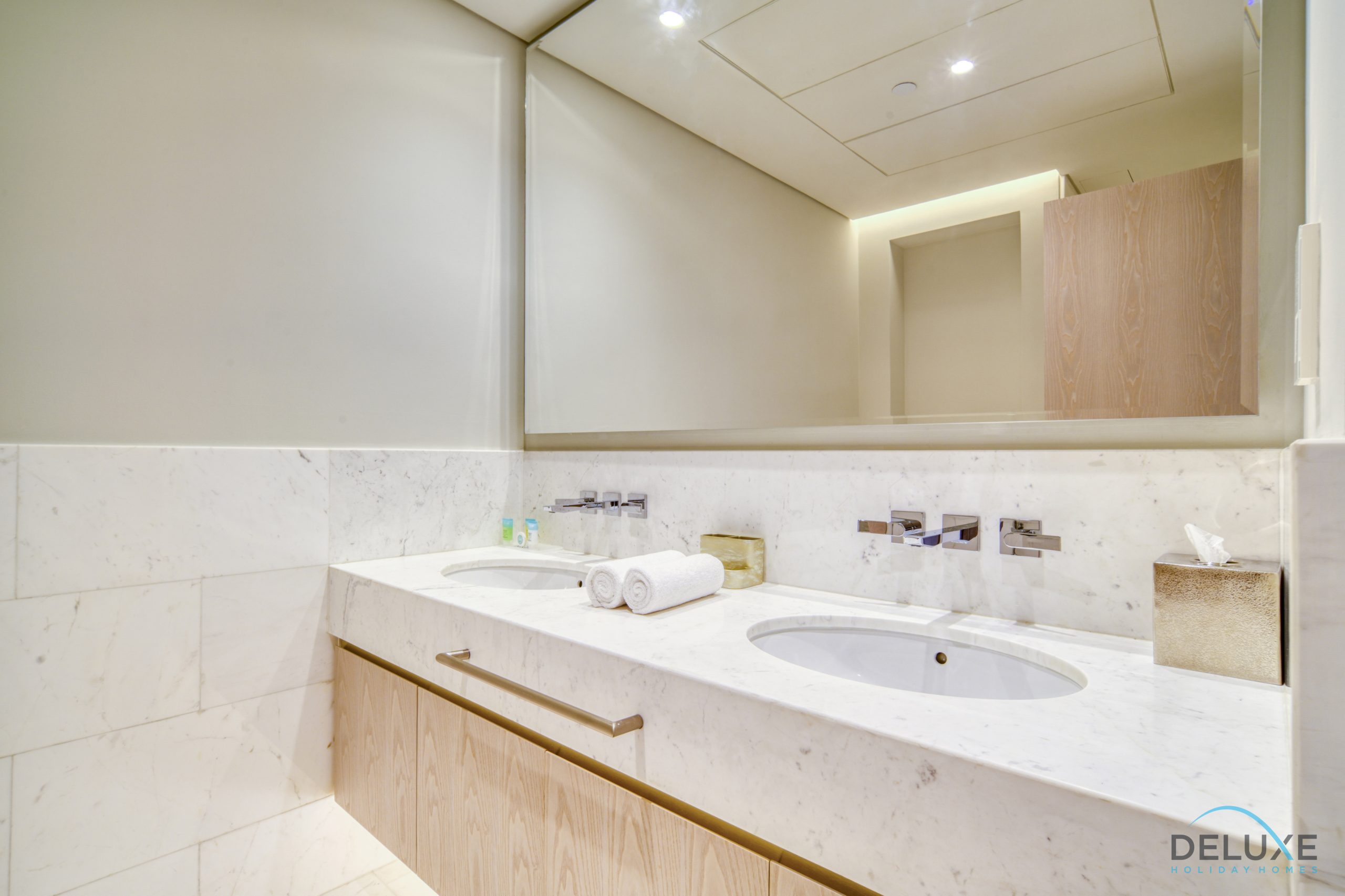 Splendid Studio at The Palm Tower - Deluxe Holiday Homes™