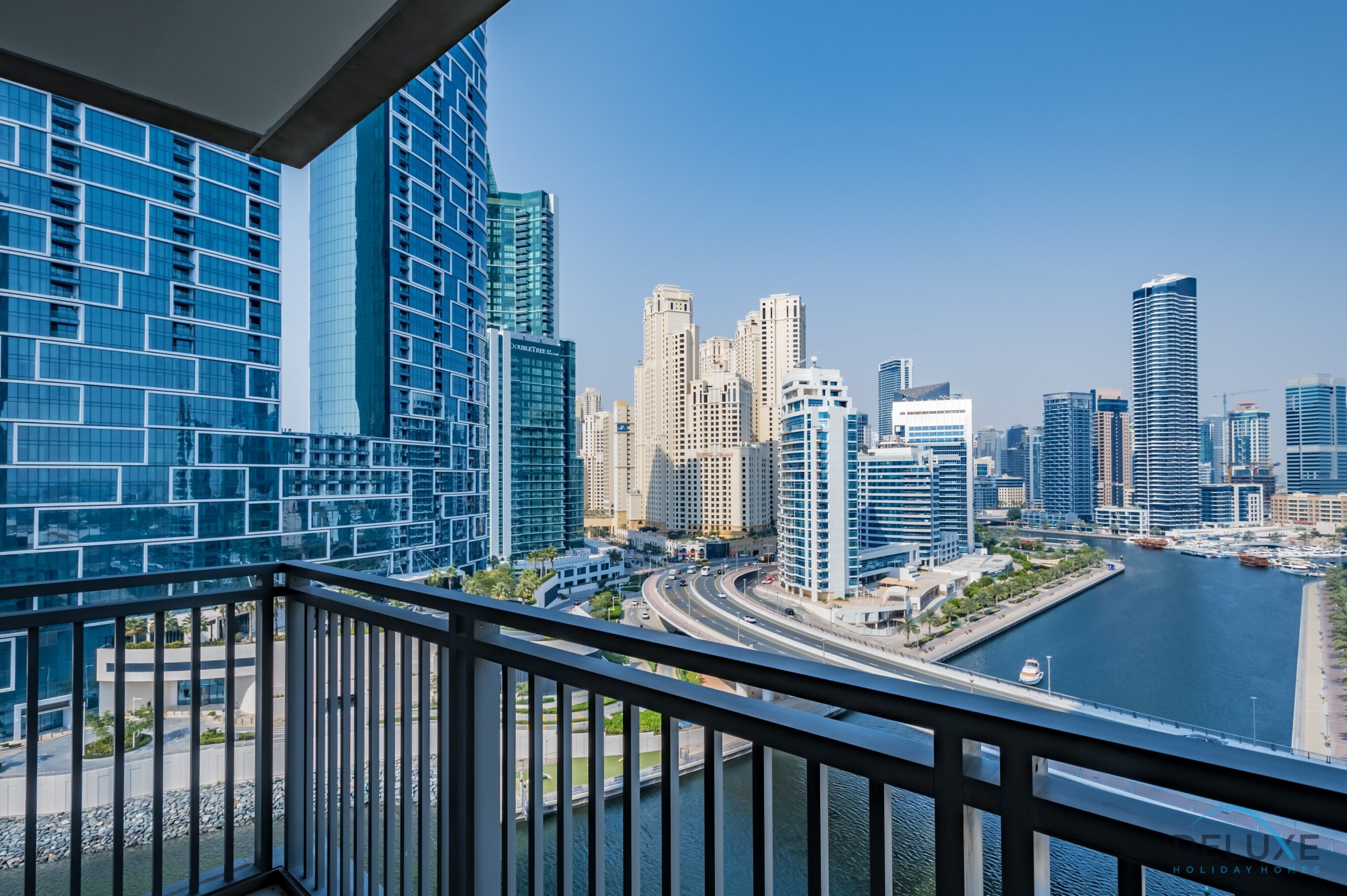 Alluring 1BR with Marina View at 52|42 Tower 2 Dubai Marina - Deluxe Holiday Homes™