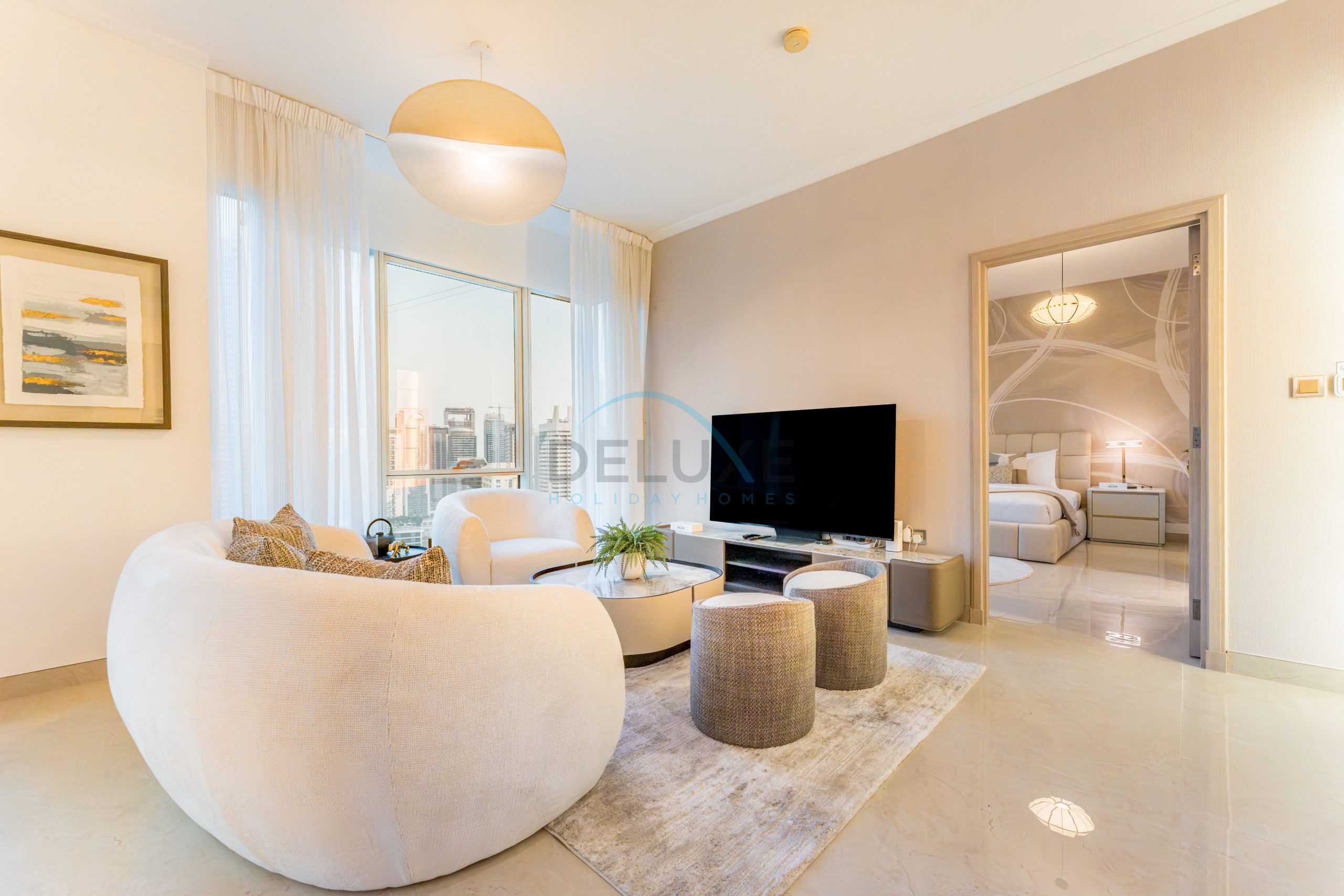 Full Yacht Harbour and Marina Canal Views, Walking Distance to Tram ...